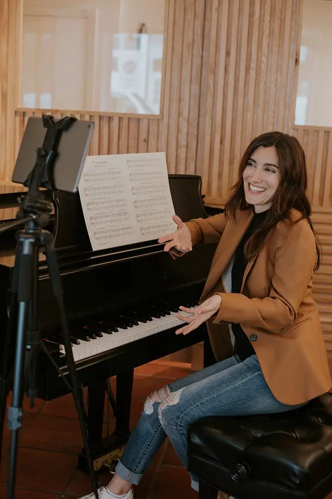 Day In The Life Of Piano Teacher - Erika Gingery - OwlGuru.com - Find A ...