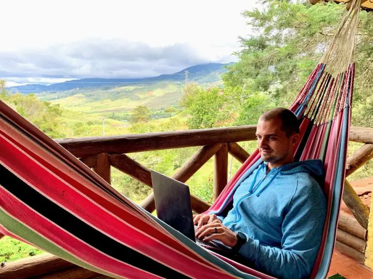 Day In The Life Of Travel Blogger - Mitch Glass - OwlGuru.com - Find A ...