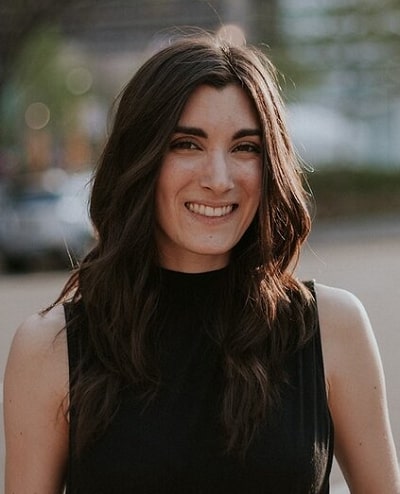 Day In The Life Of Piano Teacher - Erika Gingery - OwlGuru.com - Find A ...